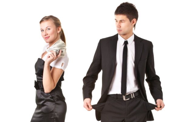 8 Ways To Know You Have a Gold Digging Boyfriend